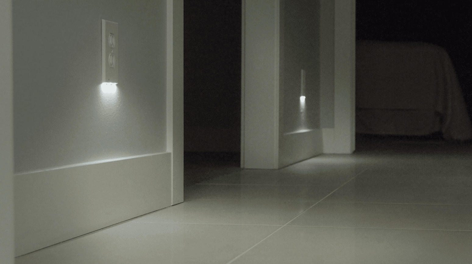 Top 5 Best Night Light Outlet Covers 2024 – 5 Best Comparison